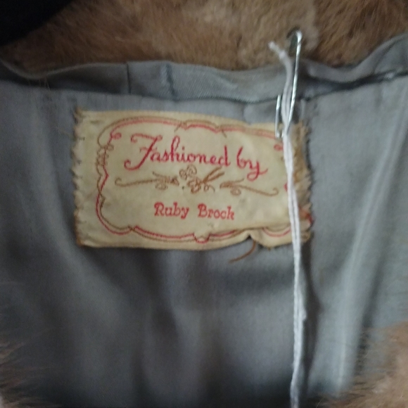 Ruby Brock | Jackets & Coats | Vintage Fashioned By Ruby Brock Fox Fur ...